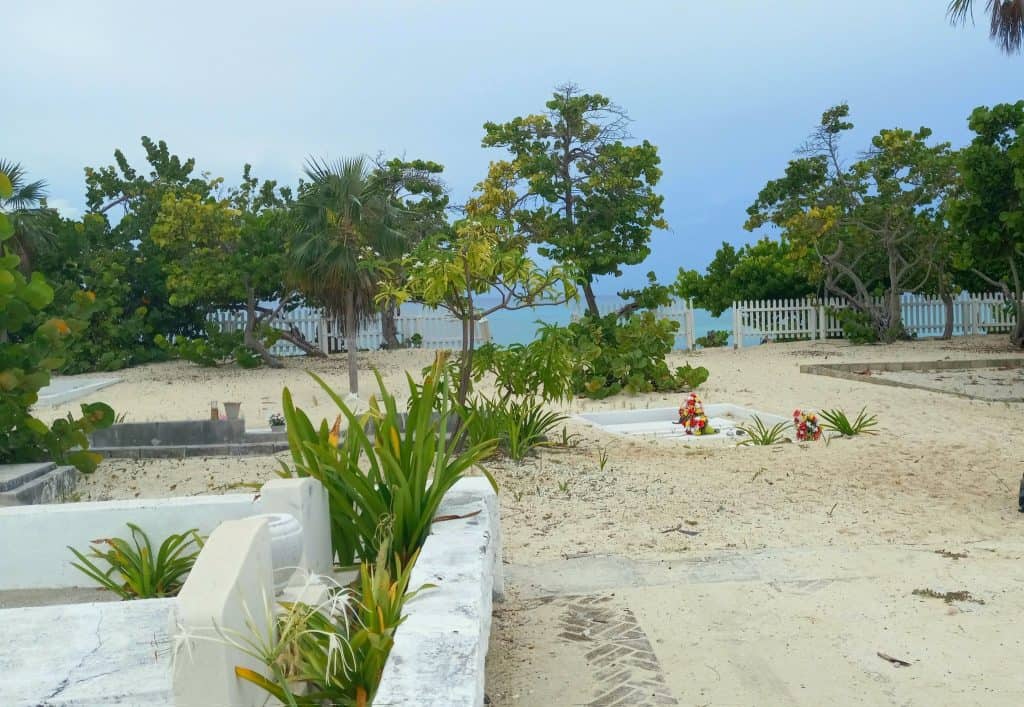 Cemetery Beach Grand Cayman Review: Reviewed With Pics - AllWorld.com