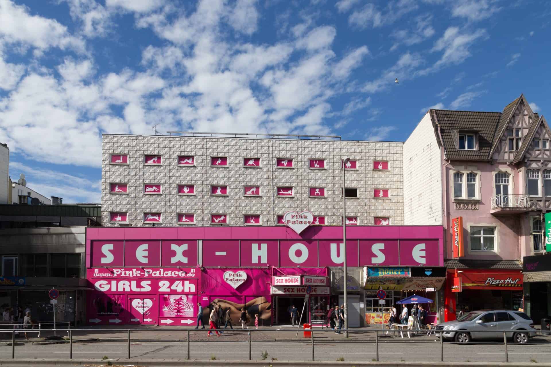 World's Best Red Light Districts (List With Pics)