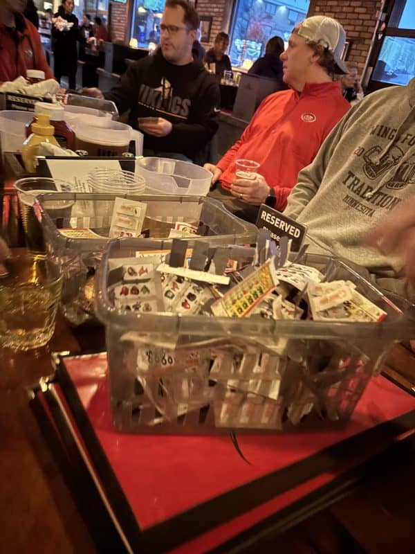 Pull Tabs Explained (Midwest Gambling!)